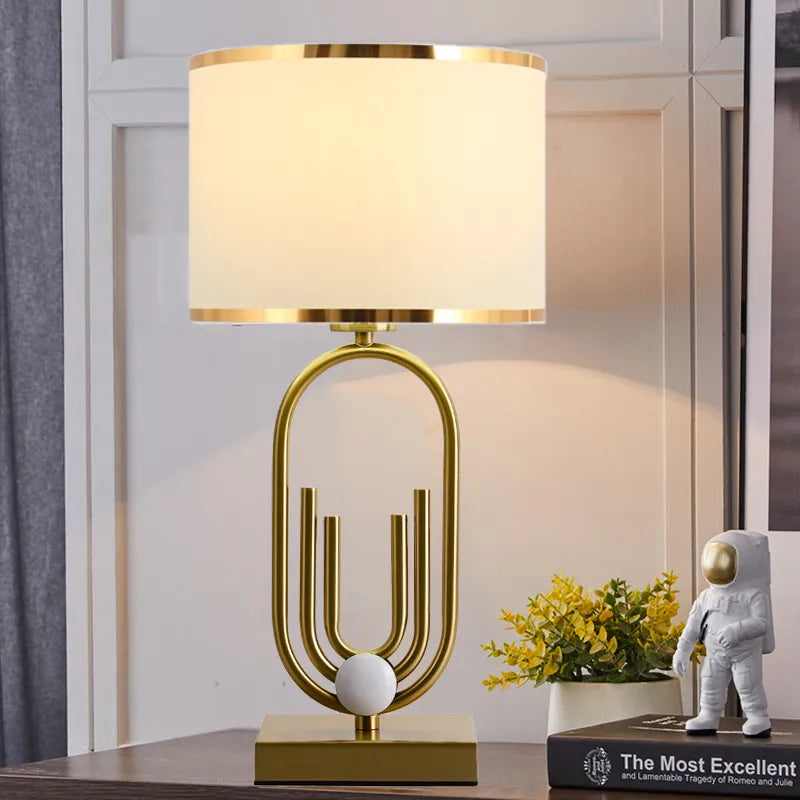 Nordic Luxury Table Lamp - Modern and Romantic Bedside Decoration for ...